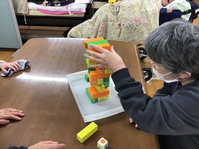 「ここええかなぁ…」